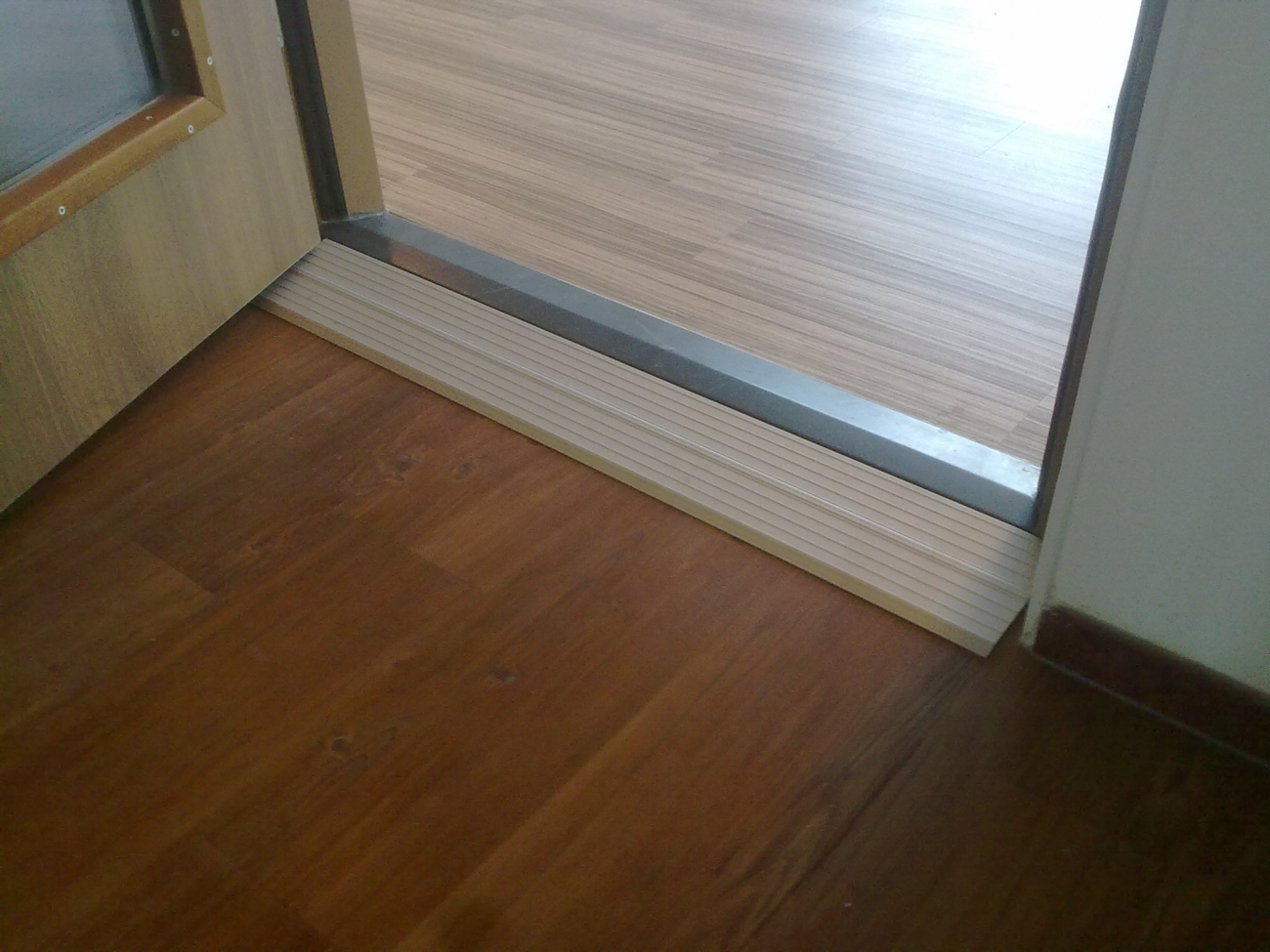 Rampa interior - deco madera 96 x 14 cm | Able2 Iberia